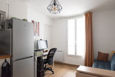 Apartment Of 26 M2 Near The Park Of Belleville - Paris