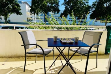 Charming T2 Apartment With Terrace And Shared Pool - La Rochelle
