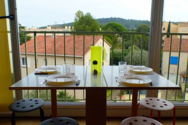 Charming Studio With Balcony In Sanary-sur-mer - Sanary-sur-Mer