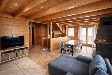 Apt Or Chalet Near The Slopes Les Orres - Les Orres