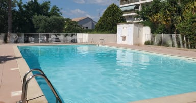 Bright Apartment With Nice View - Fréjus