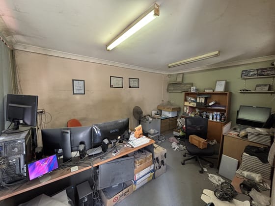 Factory, Warehouse & Industrial Property For Lease in 6/10 Expo Court ...