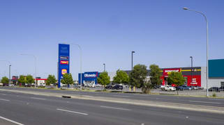 District Outlet Centre, Parafield SA 5106 - Shop & Retail Property For ...