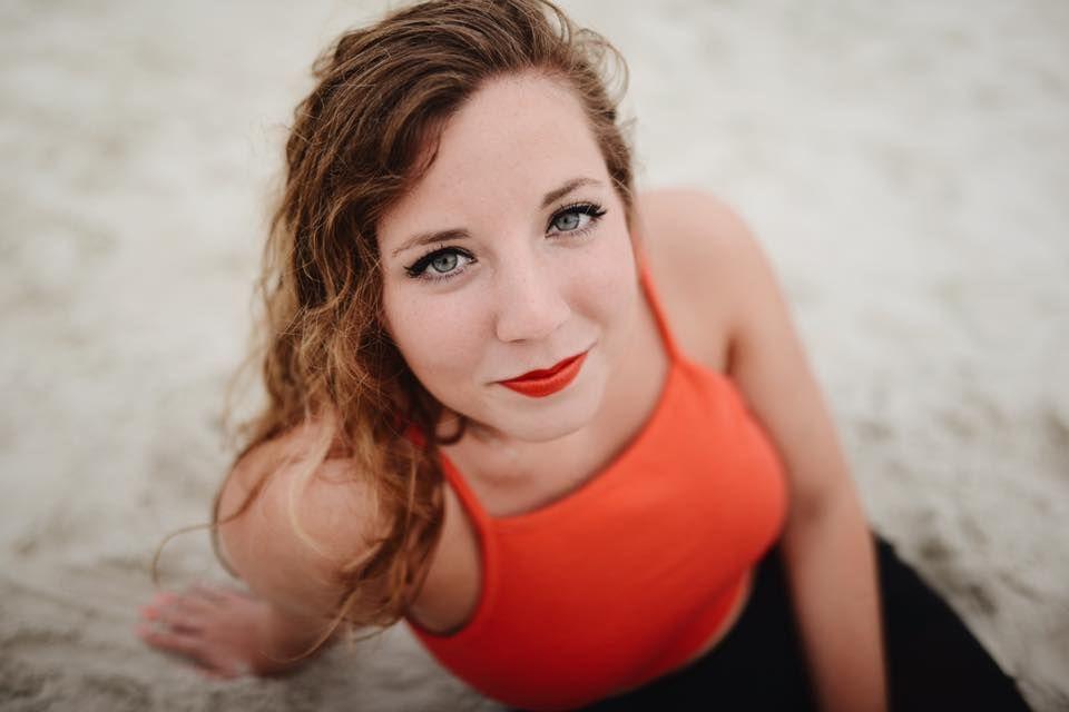 Author Page: Maky Myers