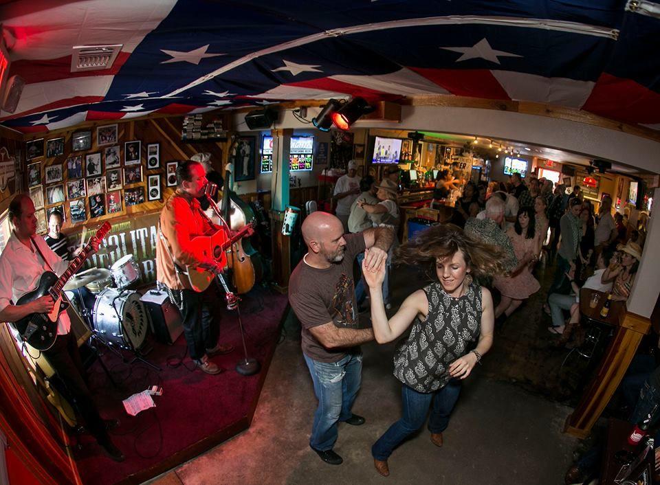 Get Down Texas-Style at These Honky-Tonks