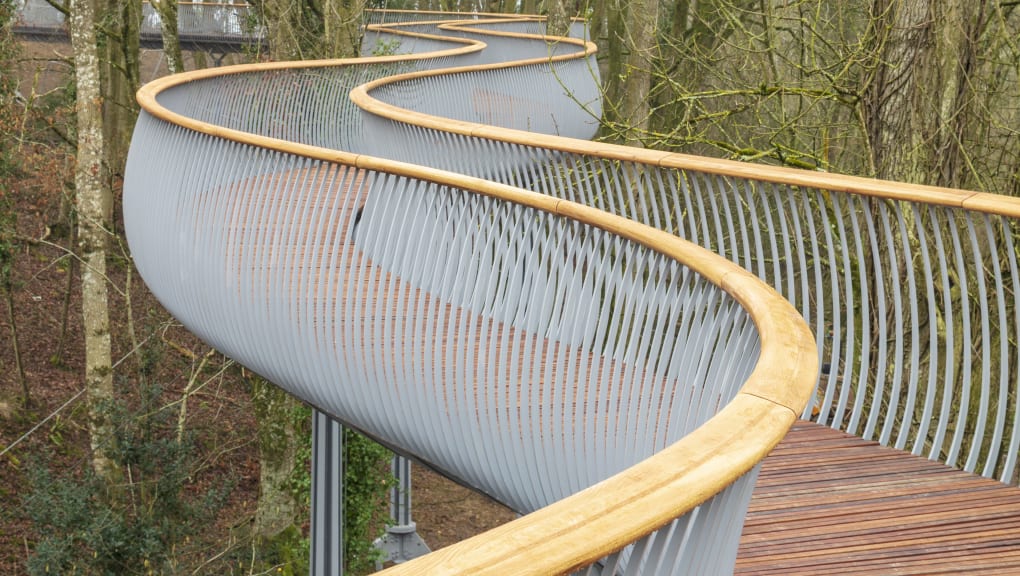 The Viper Elevated Walkway at the Newt in Somerset - The Institution of ...