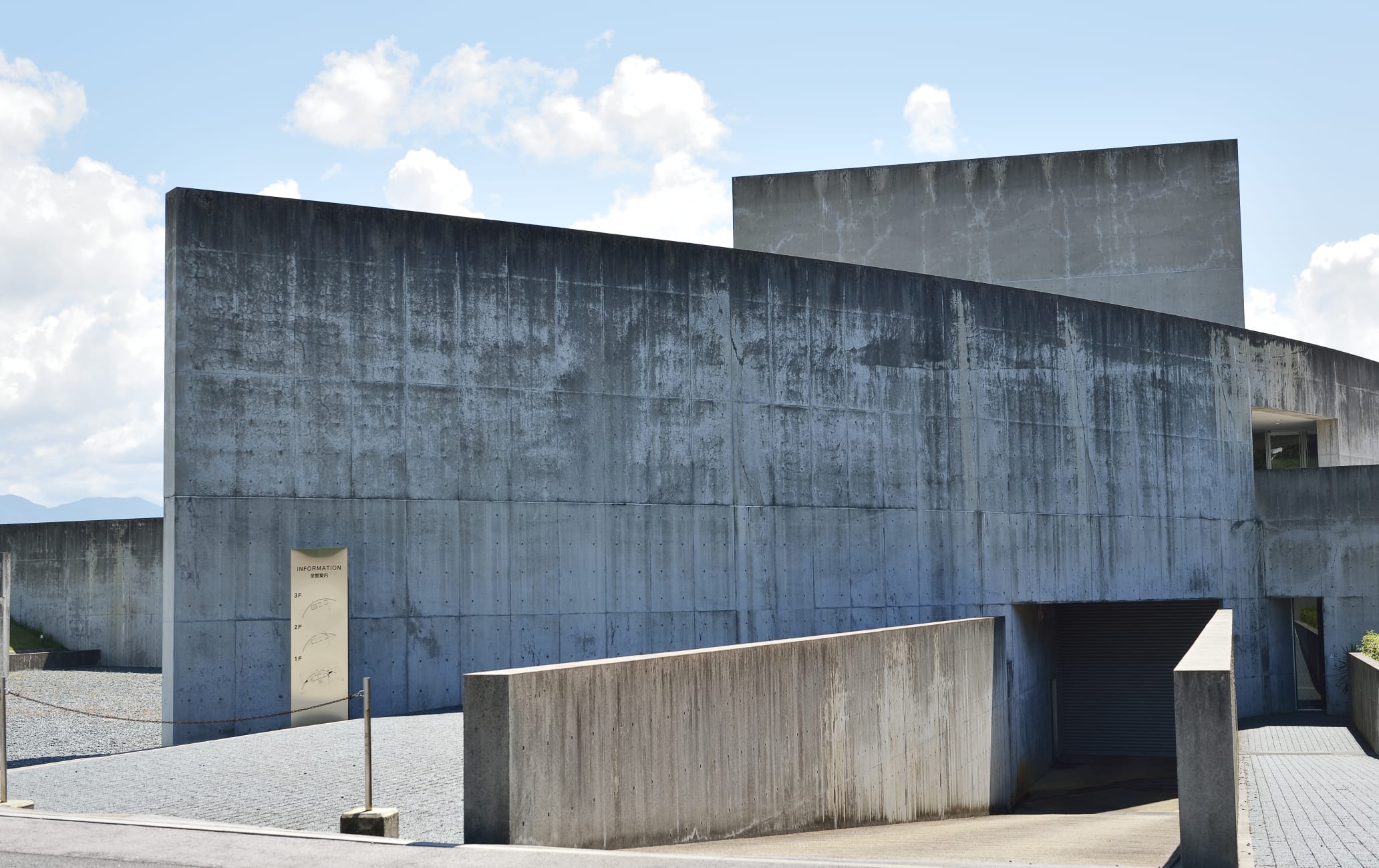 Shoji Ueda Museum | Tottori Attractions | Travel Japan | JNTO