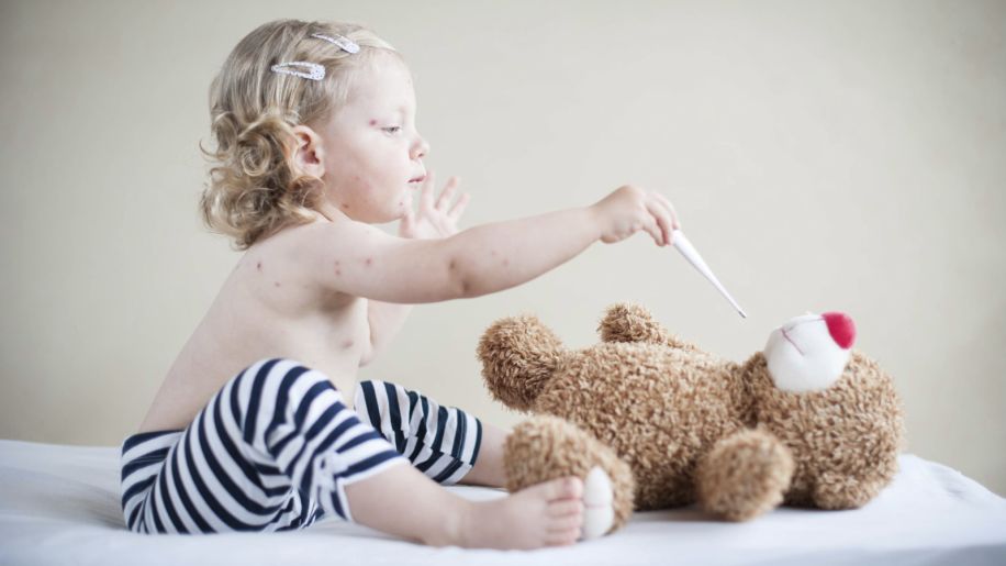 The 10 Childhood Vaccinations All Parents Need to Know About | child ...